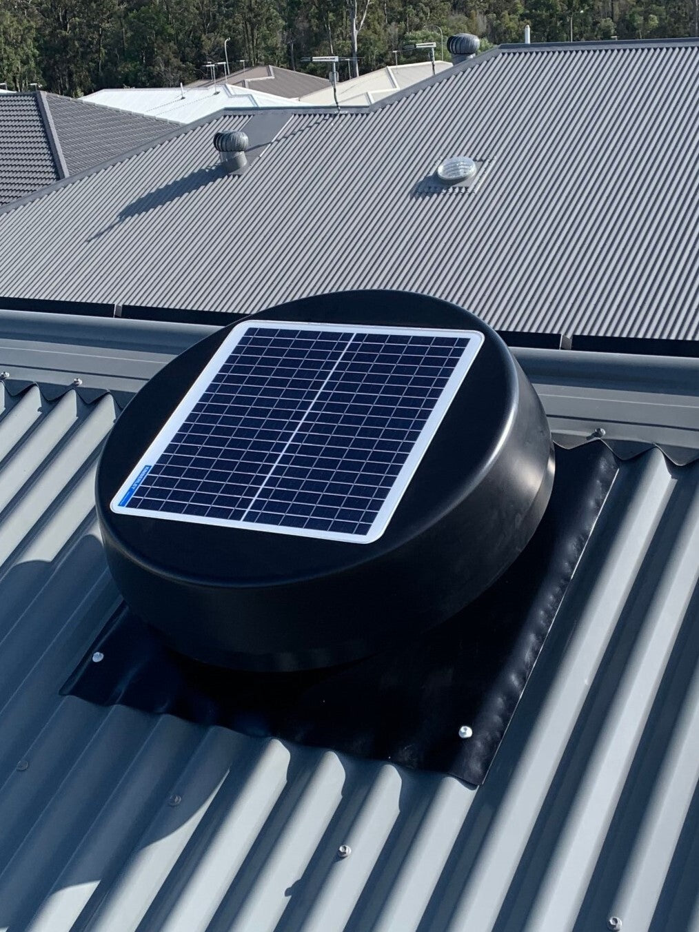 Powerful Solar Roof Ventilator (KSV300) – illume